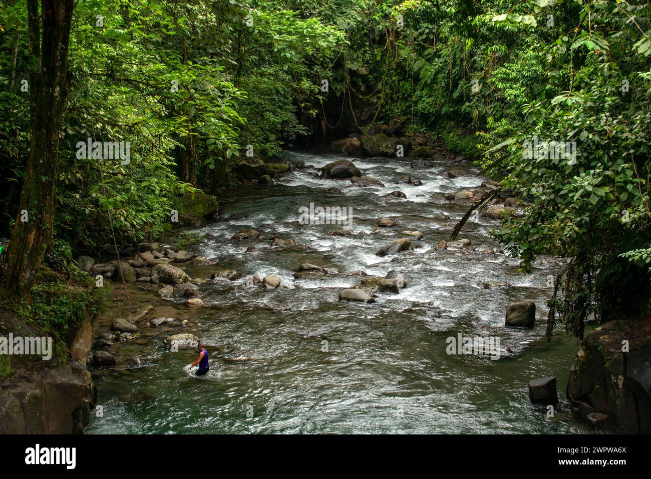 Waterfall at Rio de La Fortuna, Costa Rica. Rainforest, La Fortuna ...