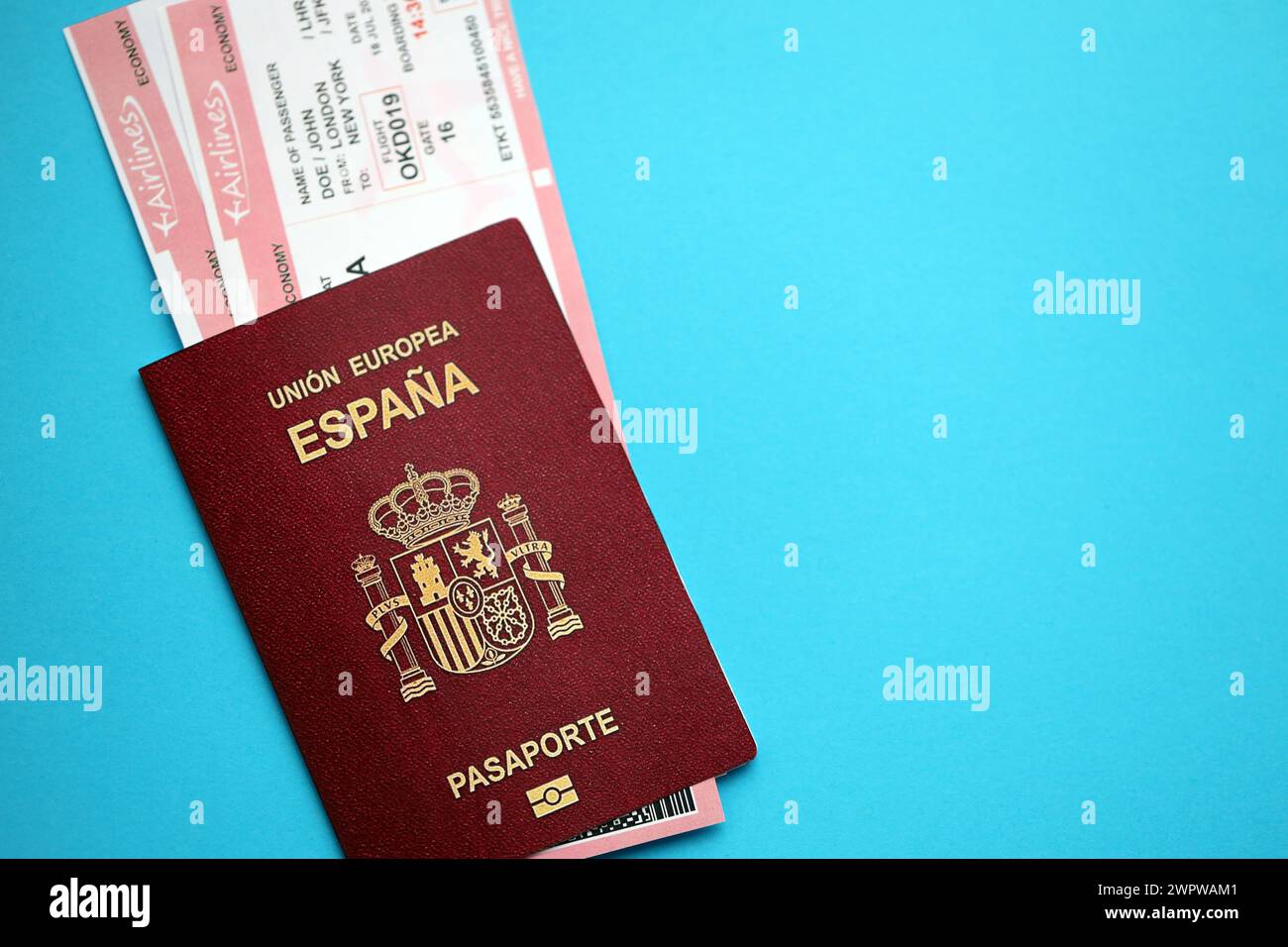 Pasaporte euro hi-res stock photography and images - Alamy