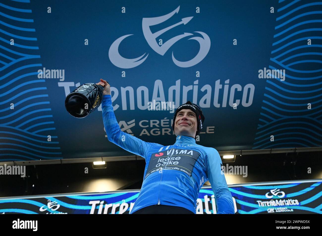 Vingegaard Hansen Jonas Team Visma | Lease A Bike celebrates on the ...