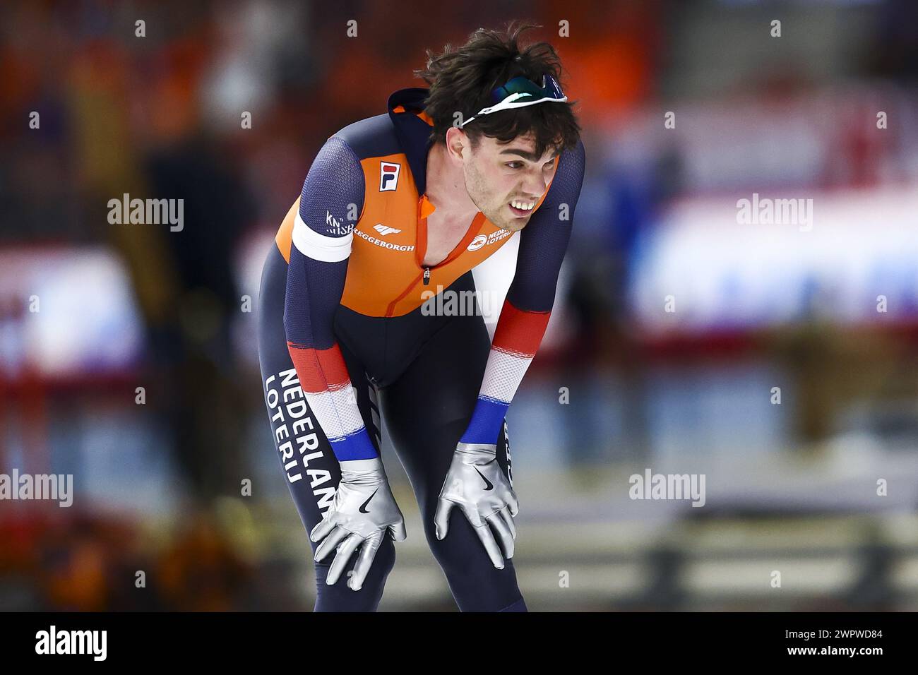 INZELL - Patrick Roest (NED) reacts after the 5000 meters at the world ...