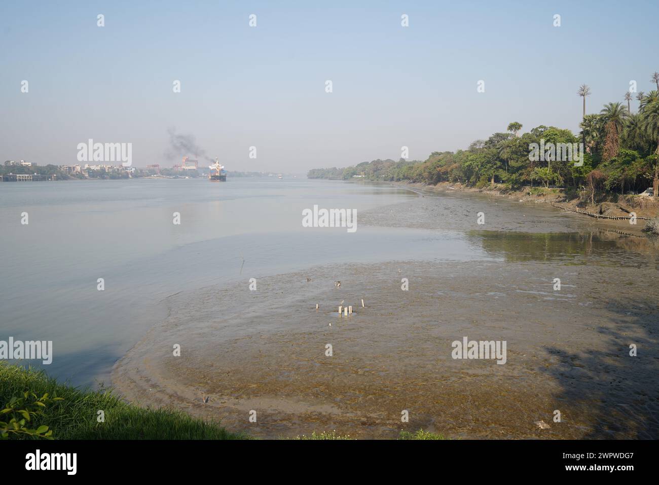 Riverbank errosion or river bank failure due to tidal wave of the ...