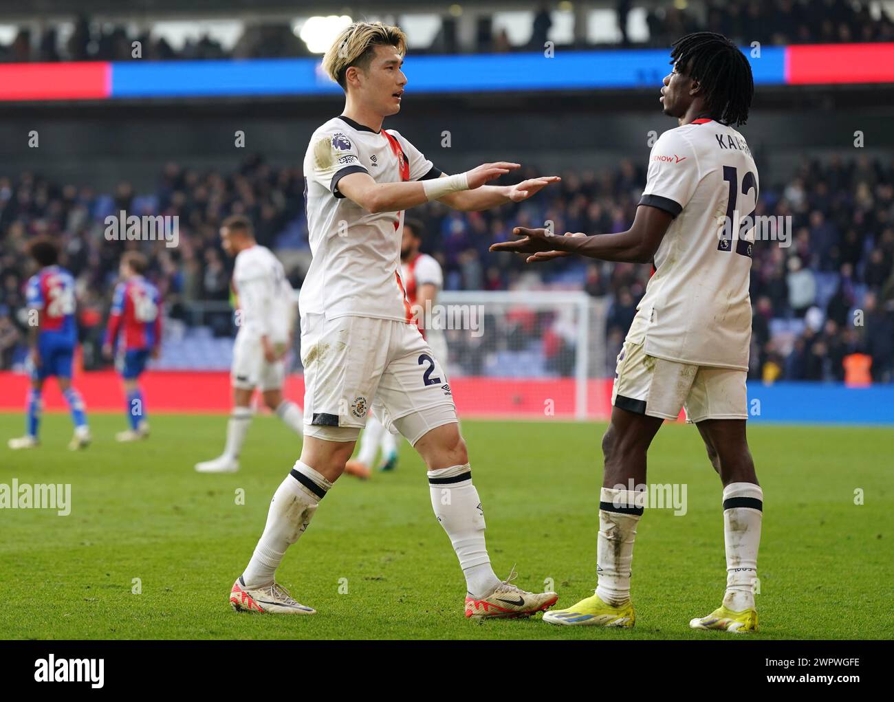 Luton town's daiki hashioka and issa kabore celebrate following the ...
