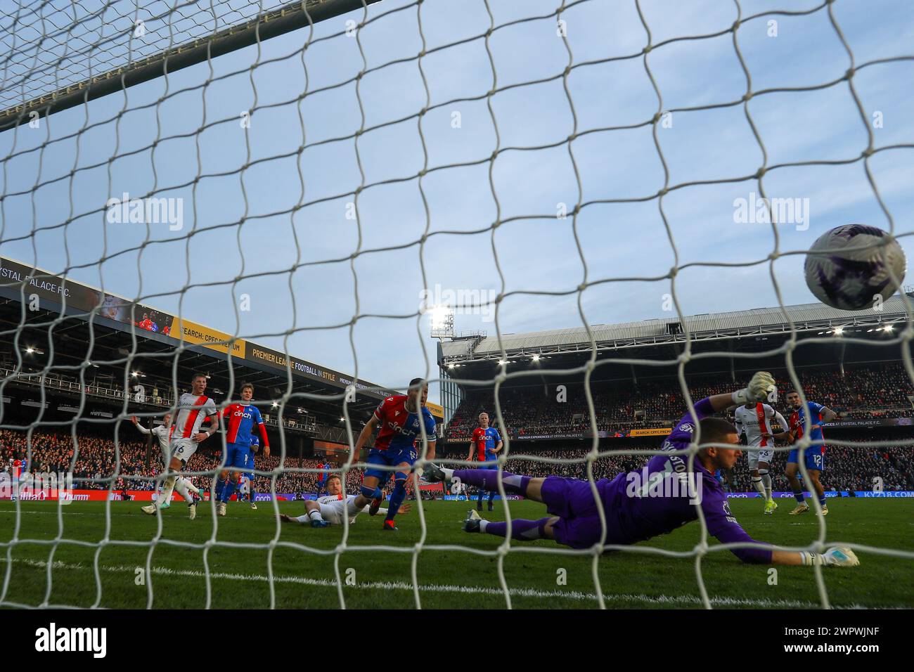 Selhurst Park, Selhurst, London, UK. 9th Mar, 2024. Premier League ...