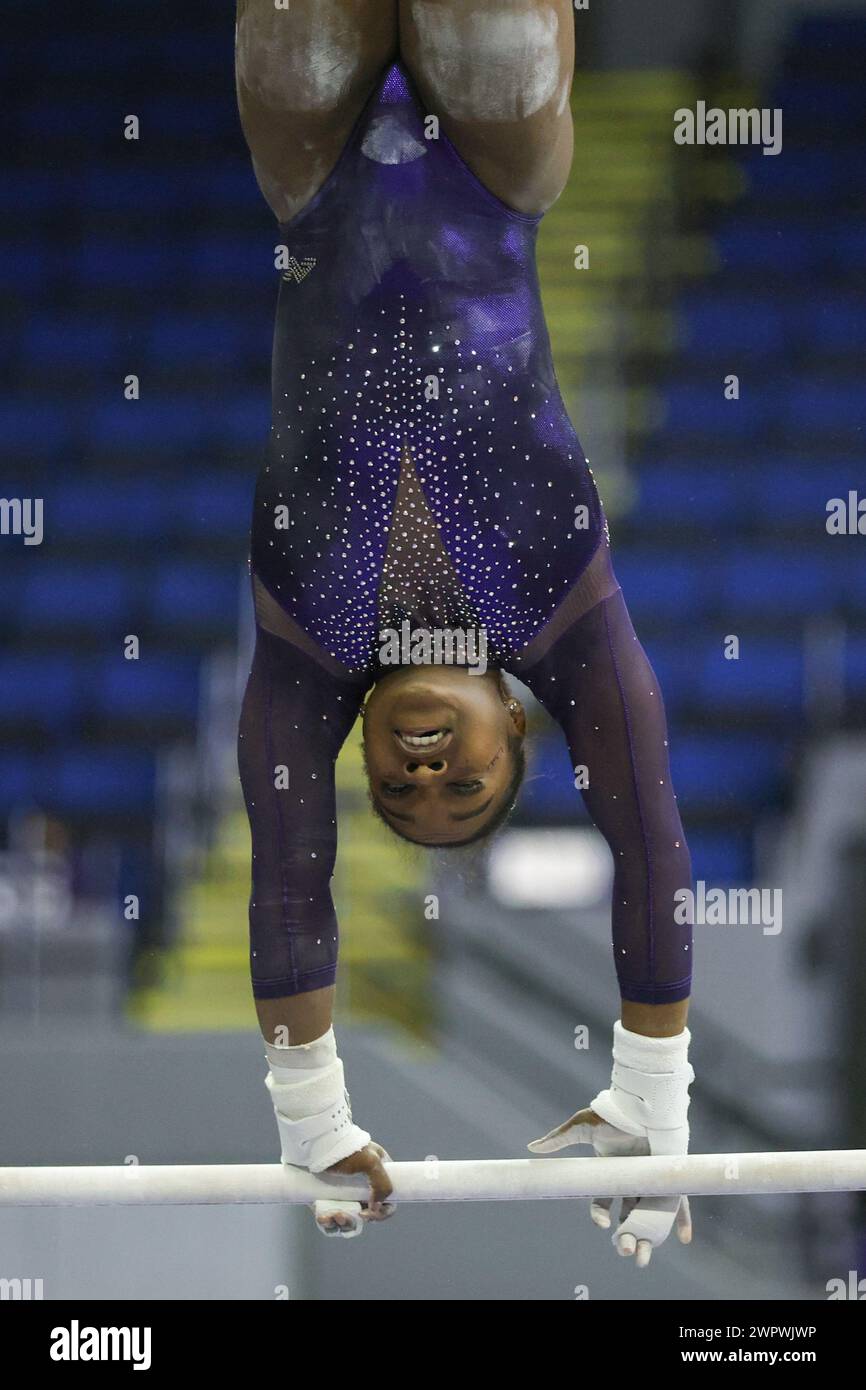 Baton Rouge, LA, USA. 8th Mar, 2024. LSU's Kiya Johnson competes on the ...