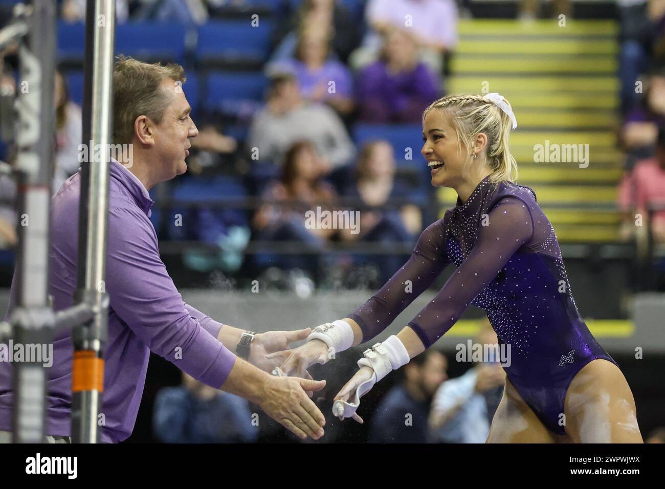Baton Rouge, LA, USA. 8th Mar, 2024. LSU's Olivia Dunne is ...