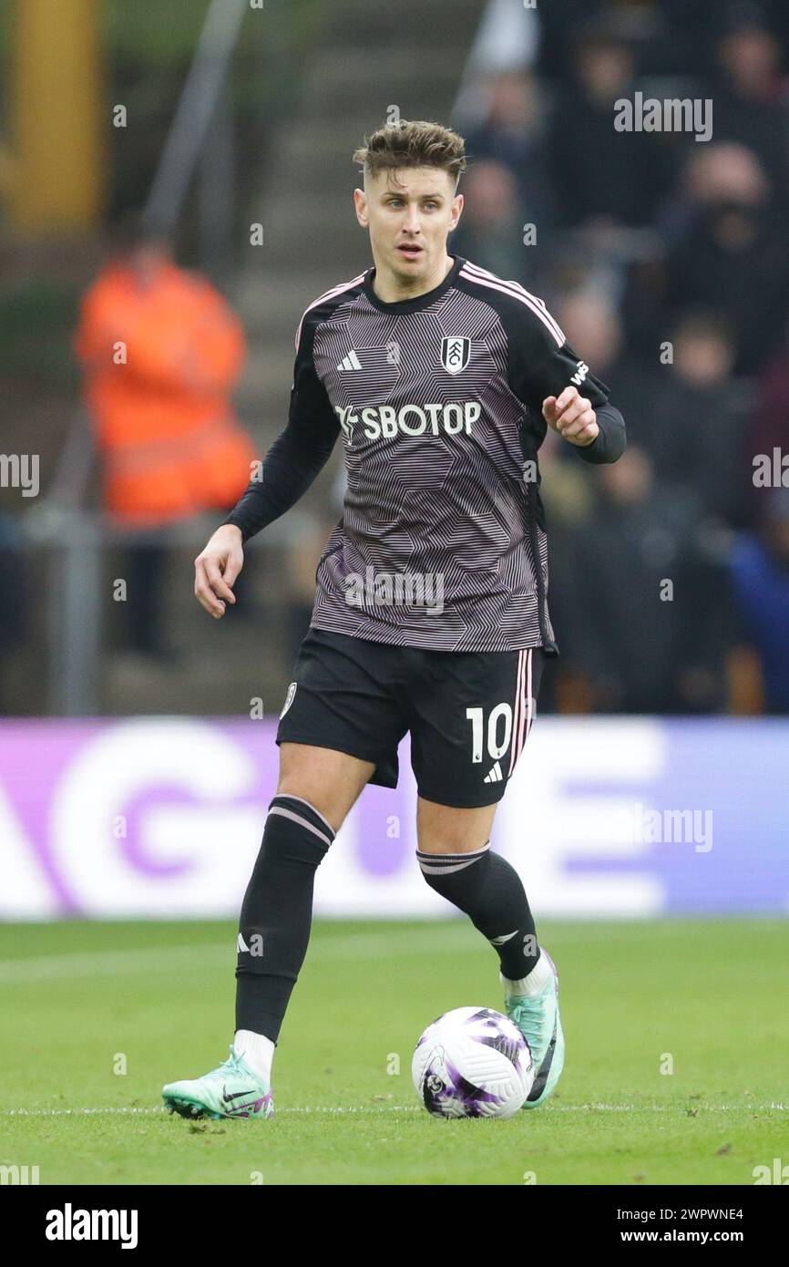 Tom Cairney of Fulham during the Premier League match between ...