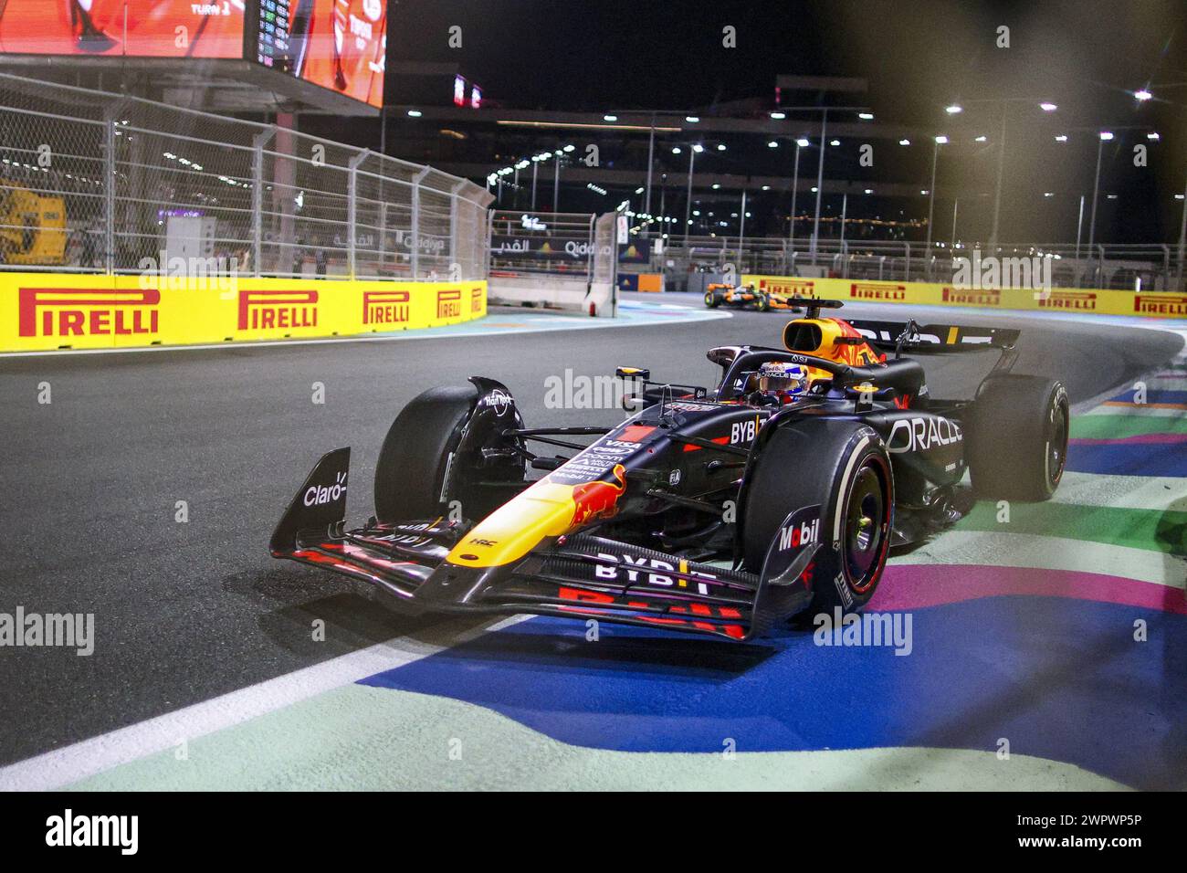 01 VERSTAPPEN Max (nld), Red Bull Racing RB20, action during the ...