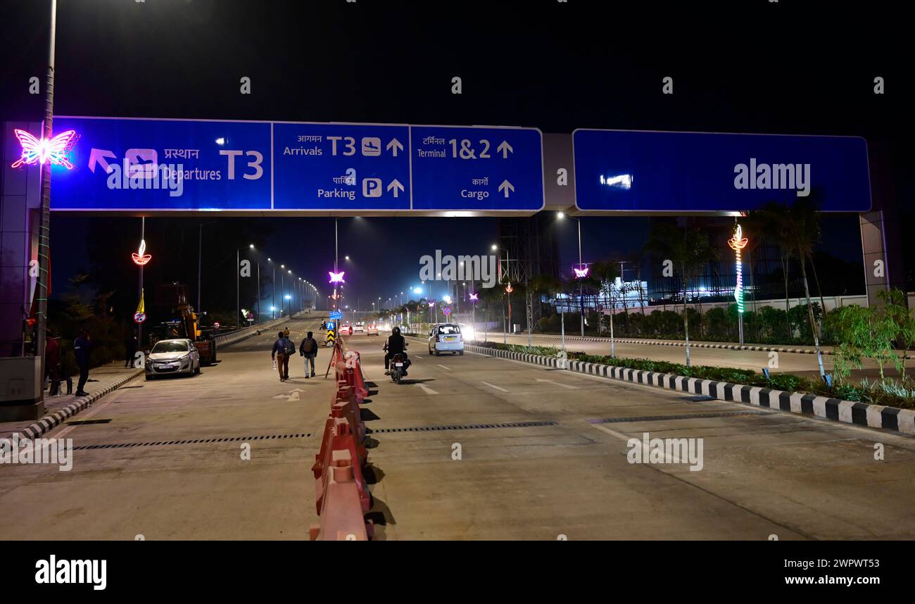 Lucknow airport hi-res stock photography and images - Alamy