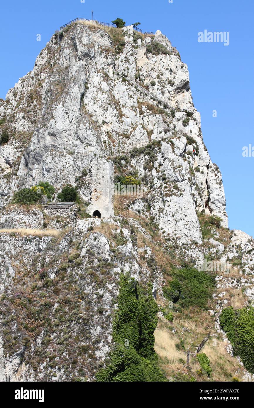 Sicily caltabellotta castle hi-res stock photography and images - Alamy
