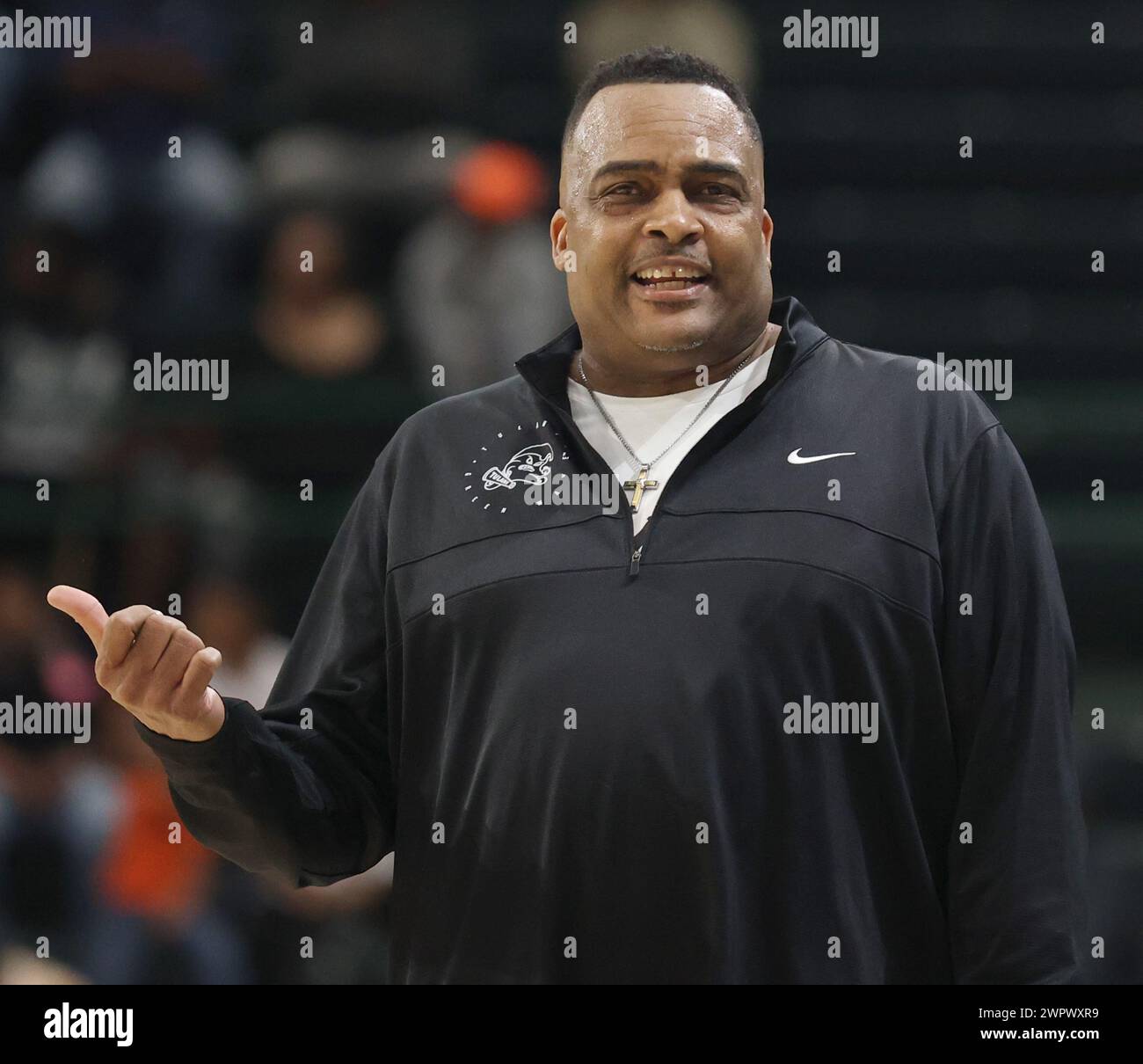 Mens basketb hi-res stock photography and images - Alamy