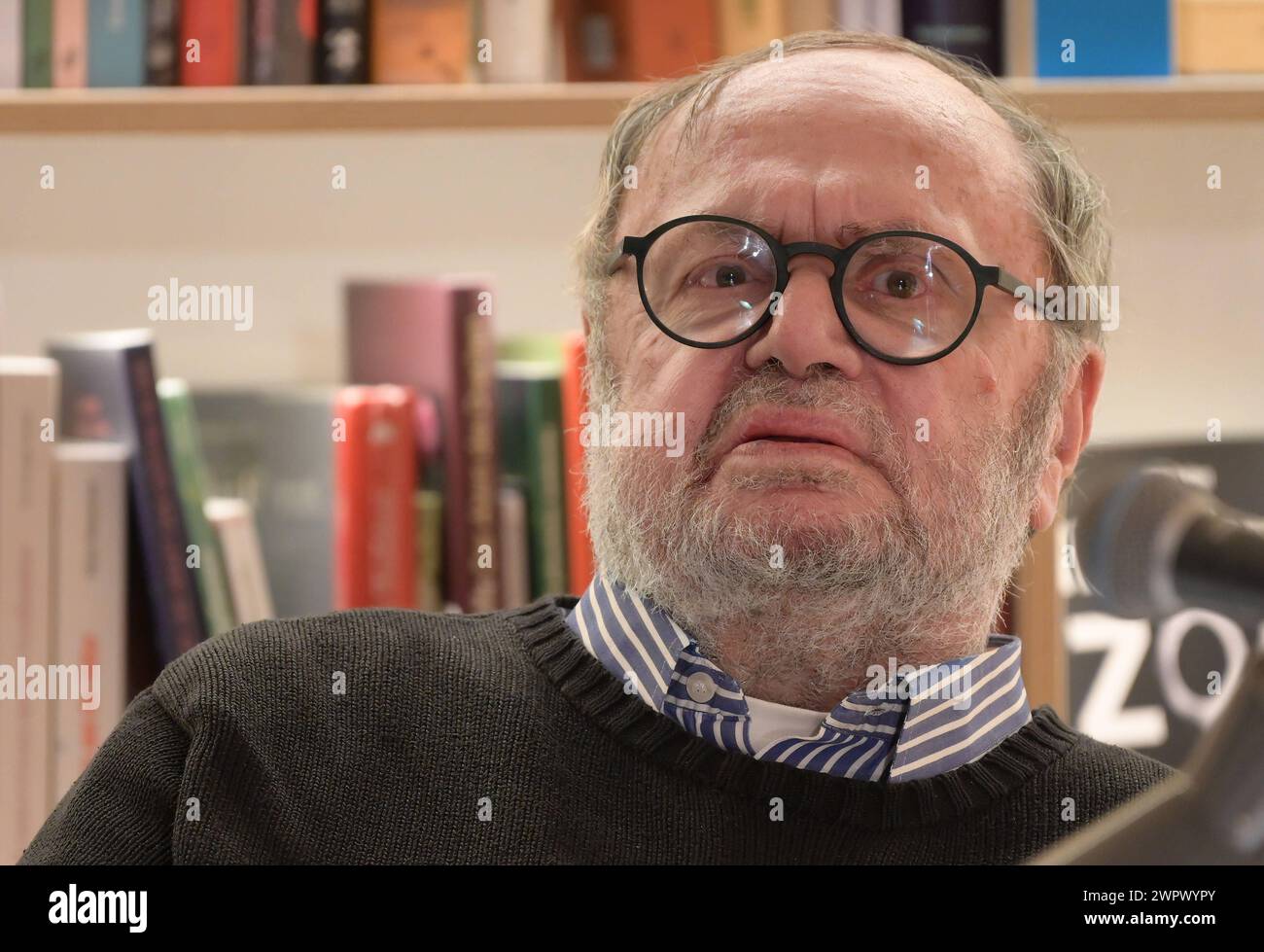 Lesung des Schriftstellers und Philosophen Franz Schuh in der ...