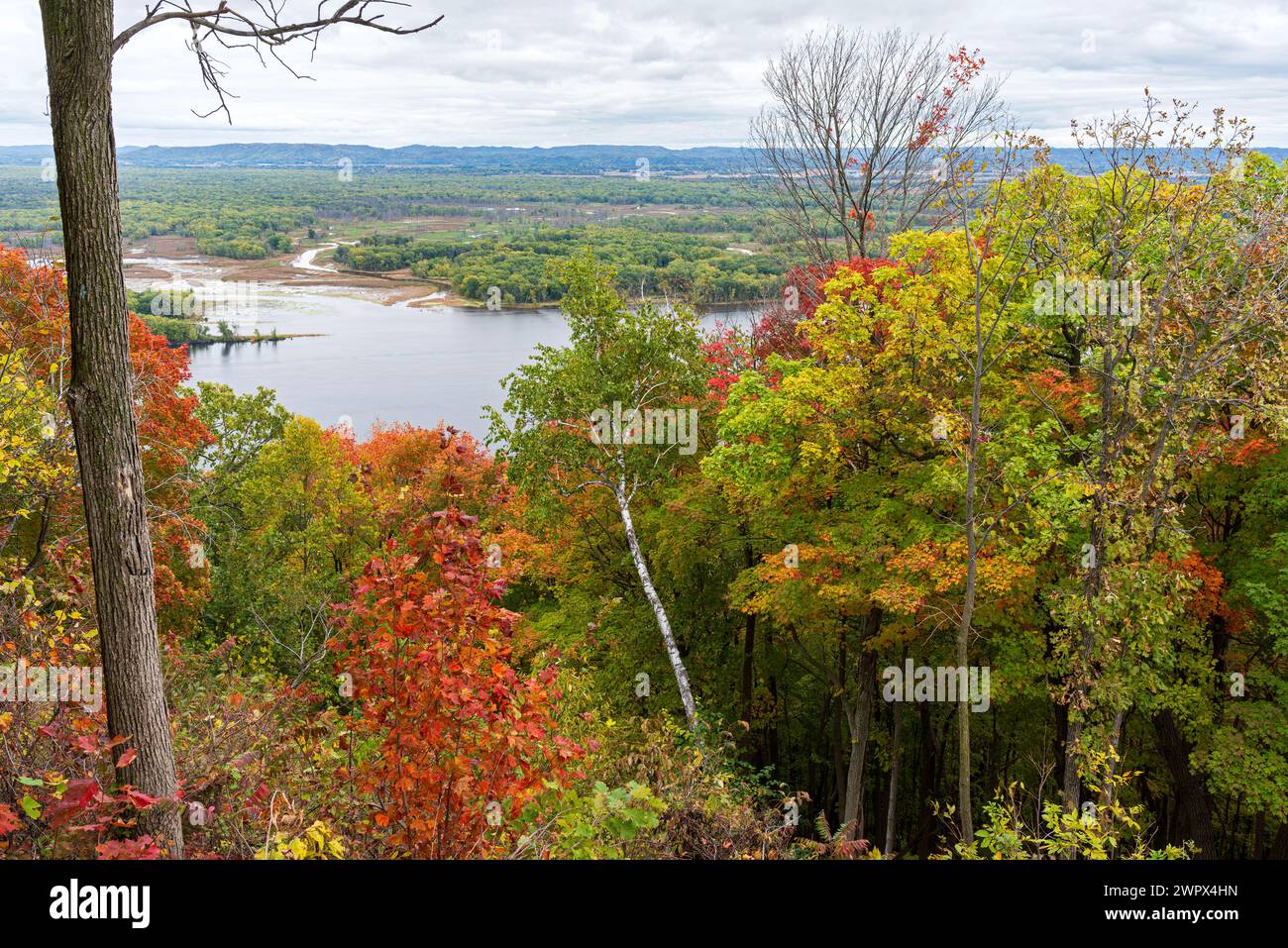 above mississippi river and woodlands viewed from great river bluffs ...
