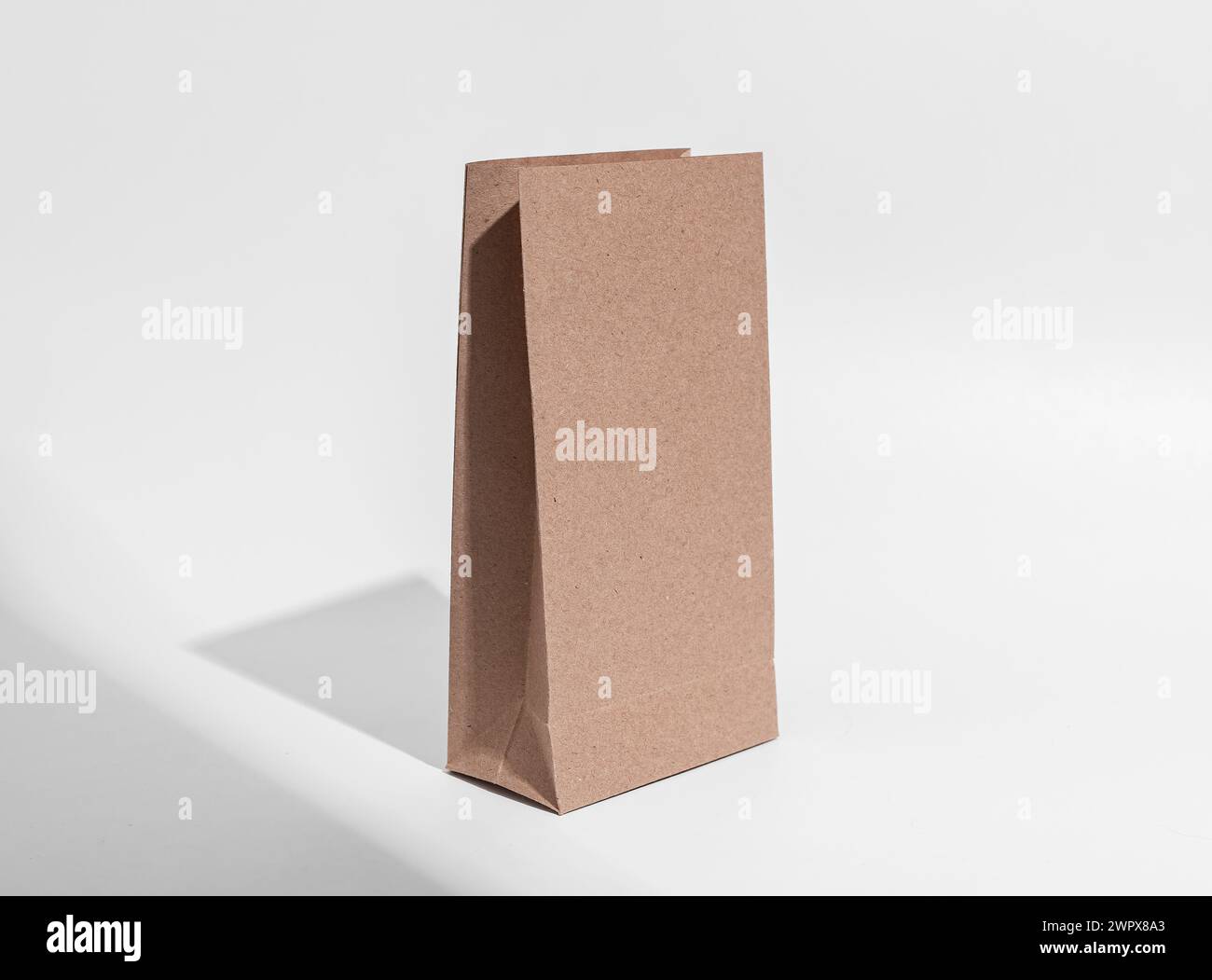 Space craft and light beam hi-res stock photography and images - Alamy