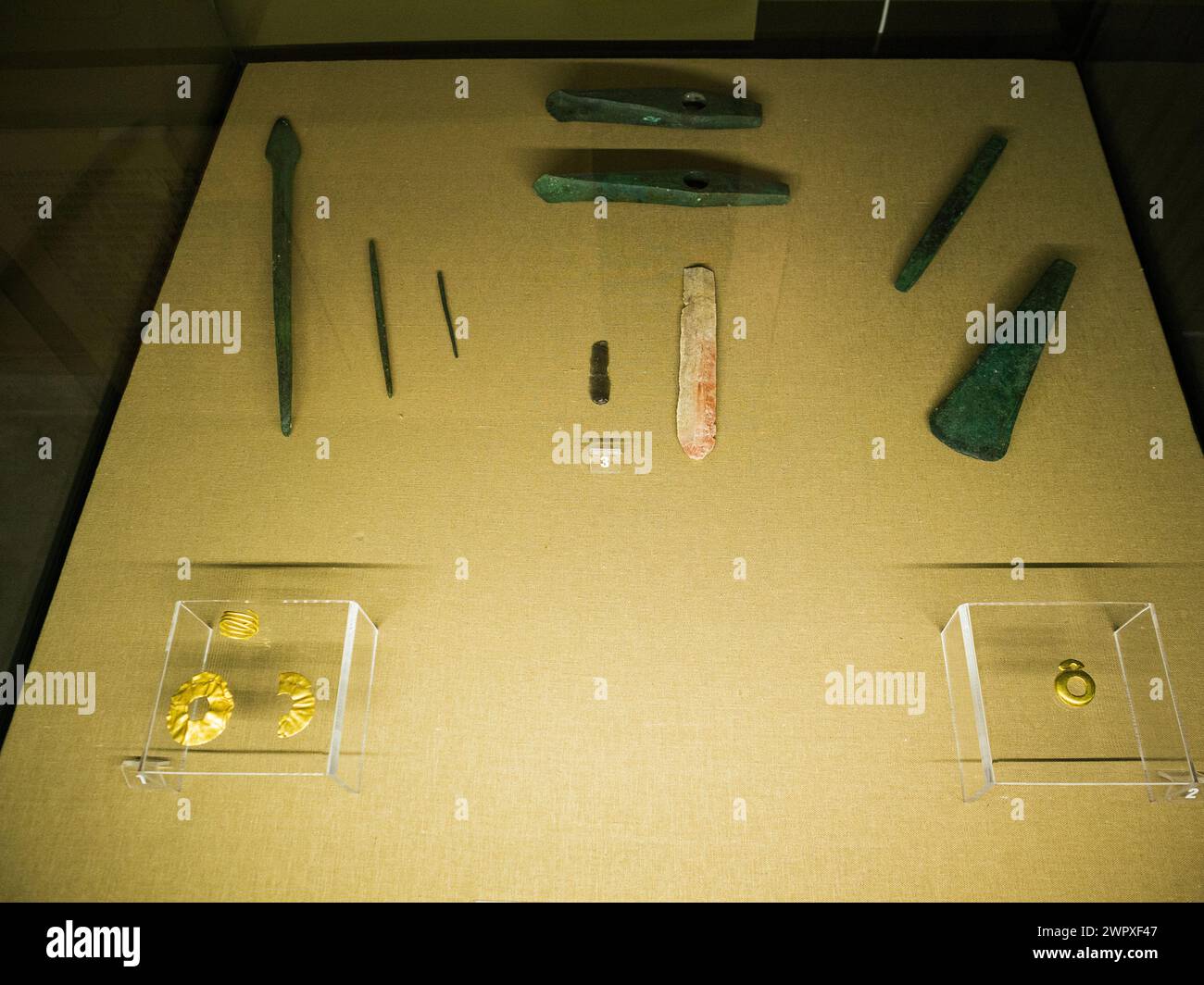 Treasures of the Varna chalcolith necropolis. Museum: Varna ...