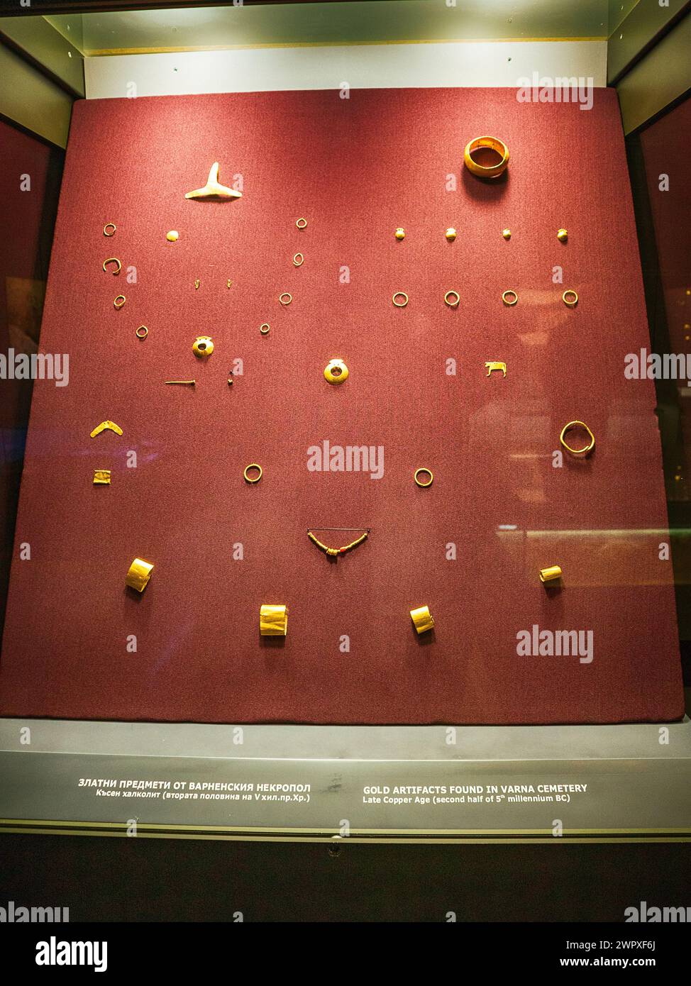 Treasures of the Varna chalcolith necropolis. Museum: Varna ...
