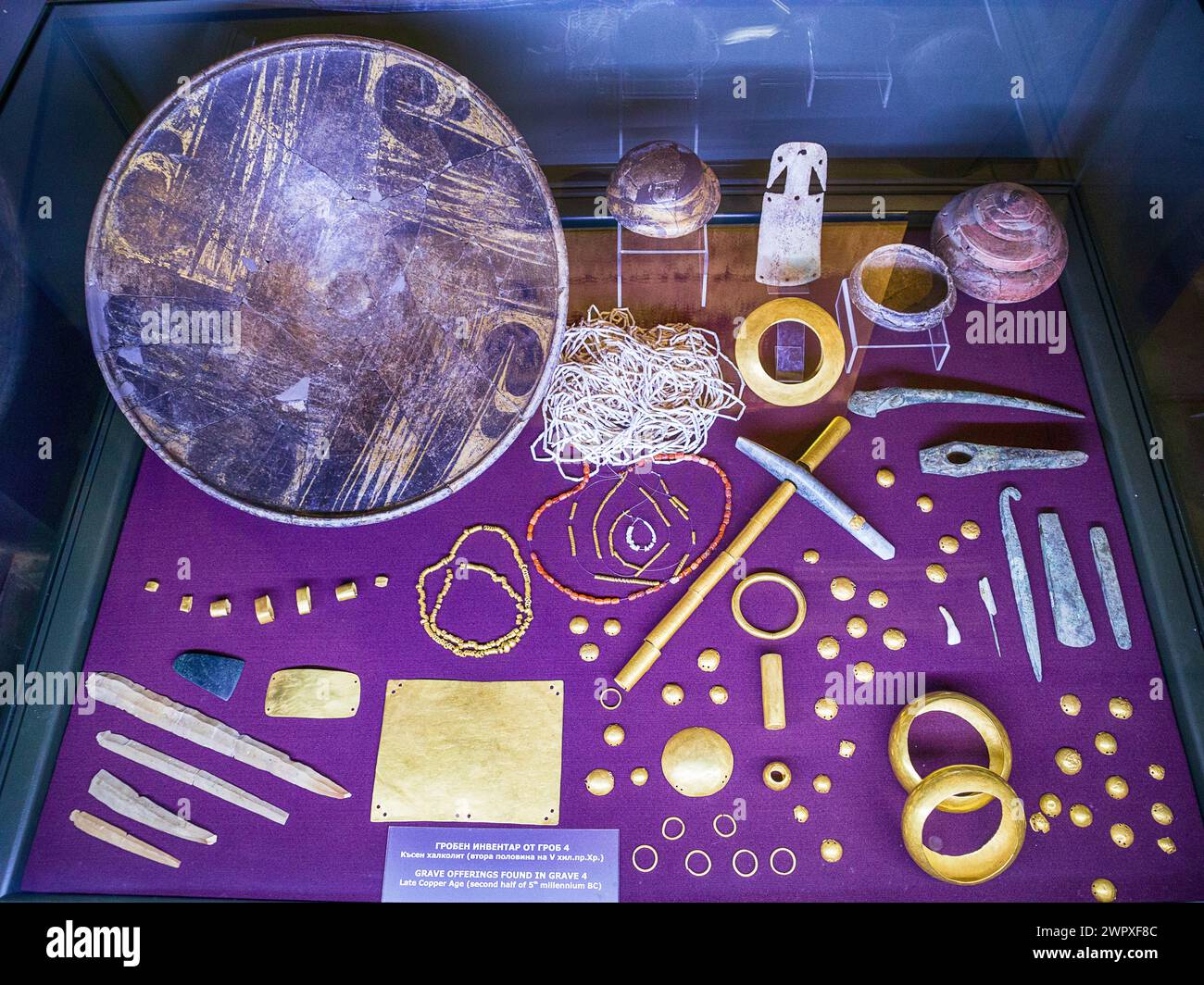 Treasures of the Varna chalcolith necropolis. Museum: Varna ...