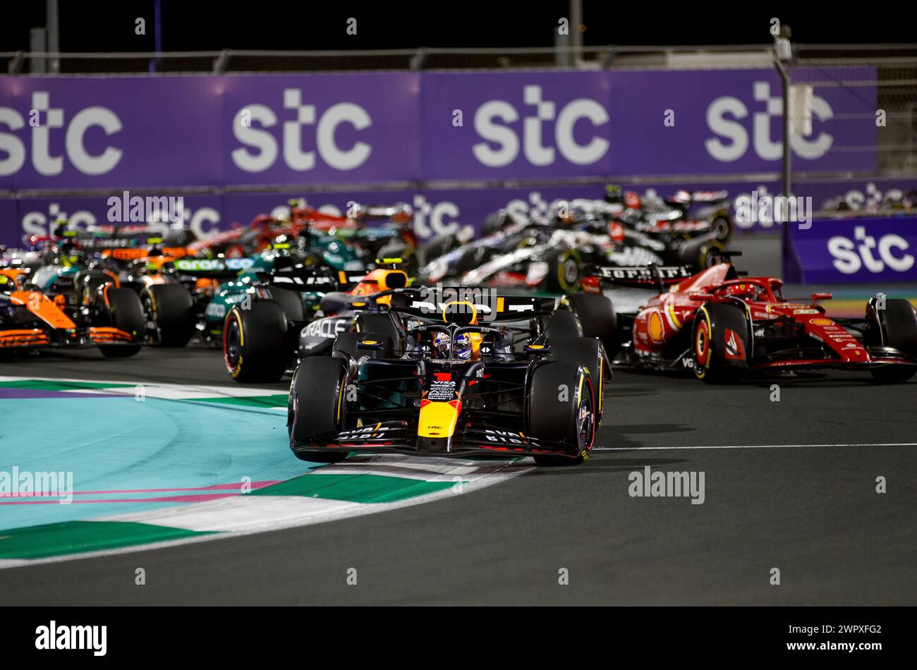 Jeddah, Saudi Arabia. 9th Mar, 2024. Start, #1 Max Verstappen (NLD, Oracle Red Bull Racing), #11 ...