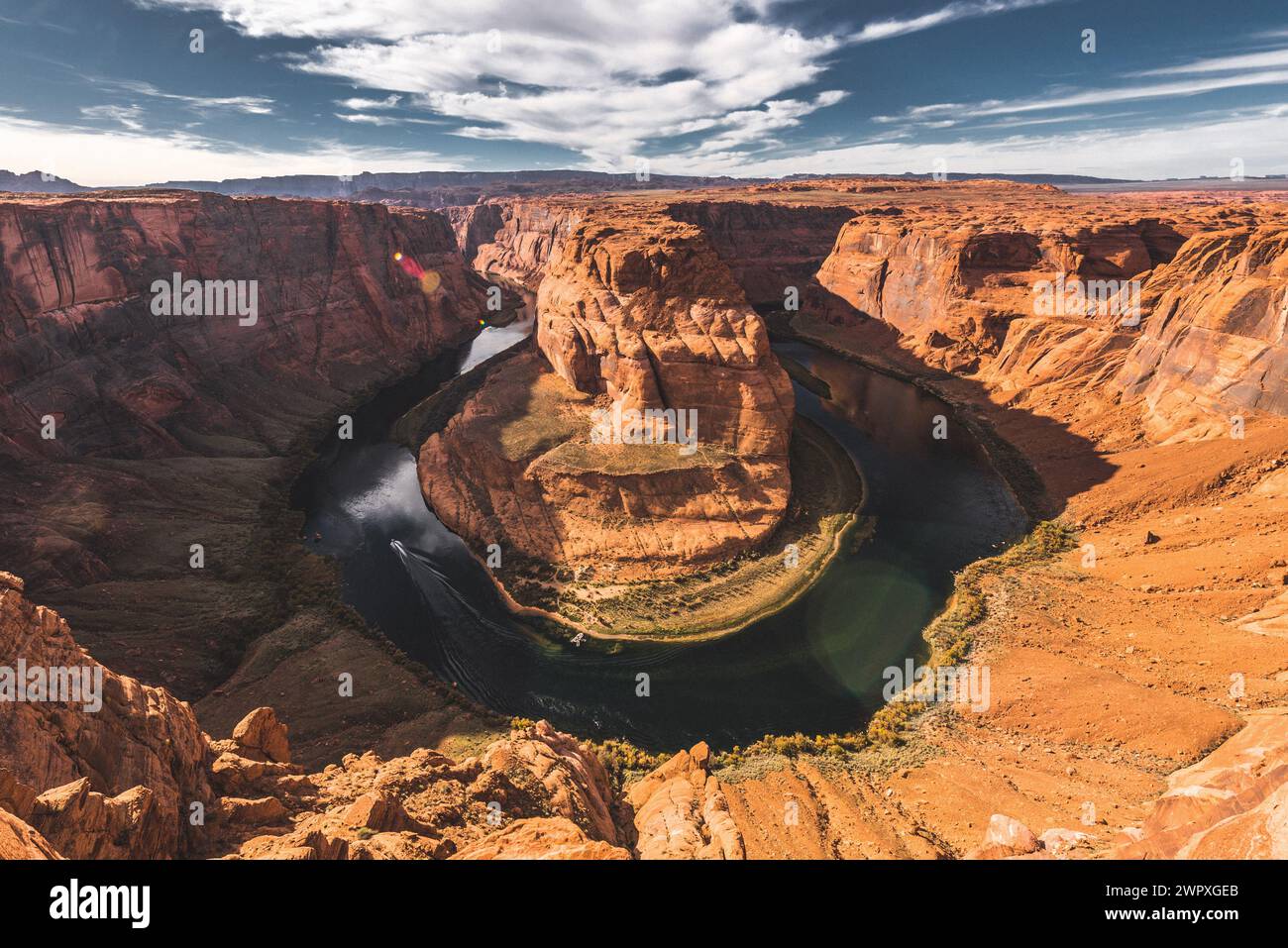 Horseshoe bend in road hi-res stock photography and images - Alamy
