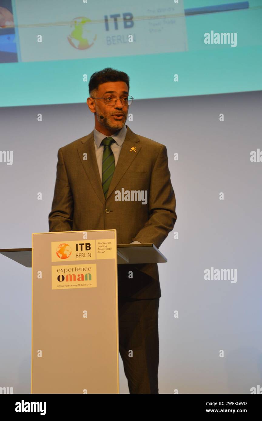 Azzan bin qassim al busaidi hi-res stock photography and images - Alamy