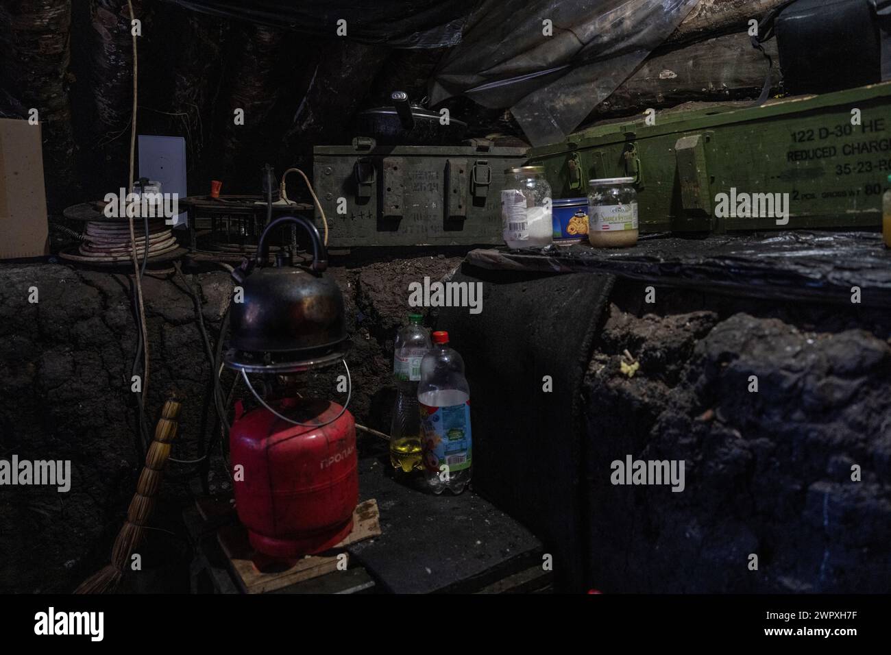 Kettle war location hi-res stock photography and images - Alamy