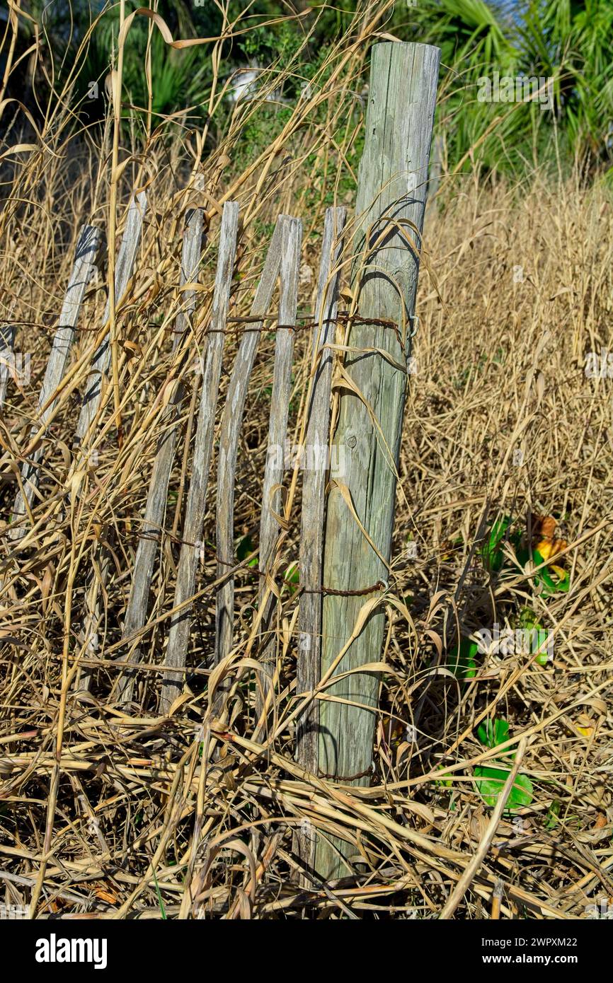 Fence post sand hi-res stock photography and images - Alamy