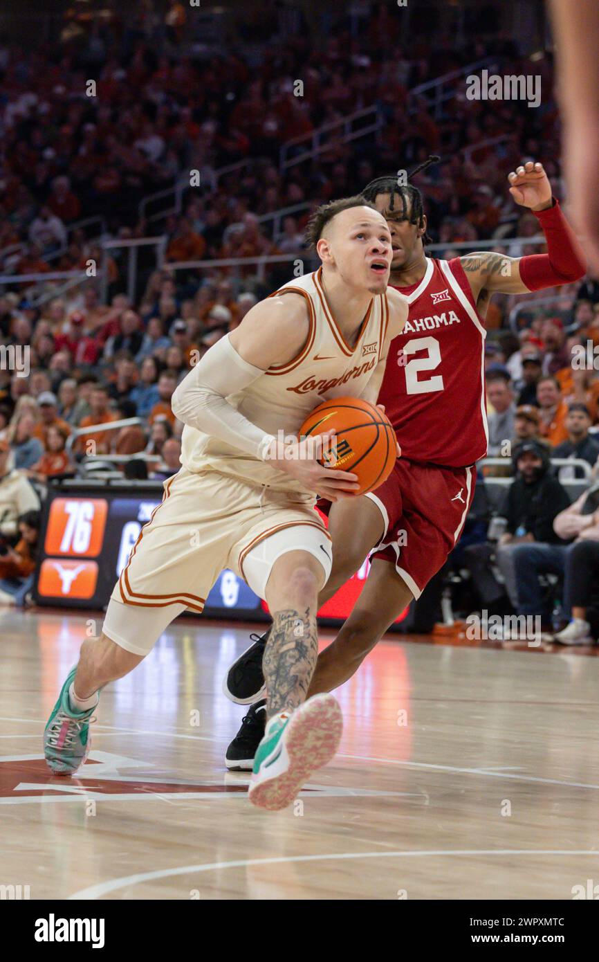 AUSTIN, TX - MARCH 09: Texas Longhorns guard Chendall Weaver (2) drives ...