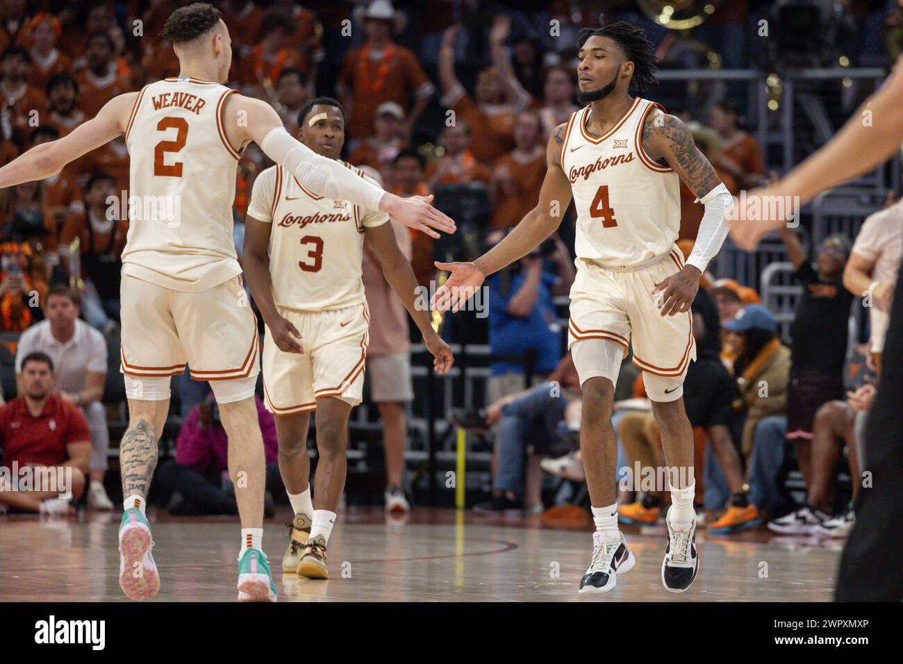 AUSTIN, TX - MARCH 09: Texas Longhorns guard Tyrese Hunter (4) gets a ...