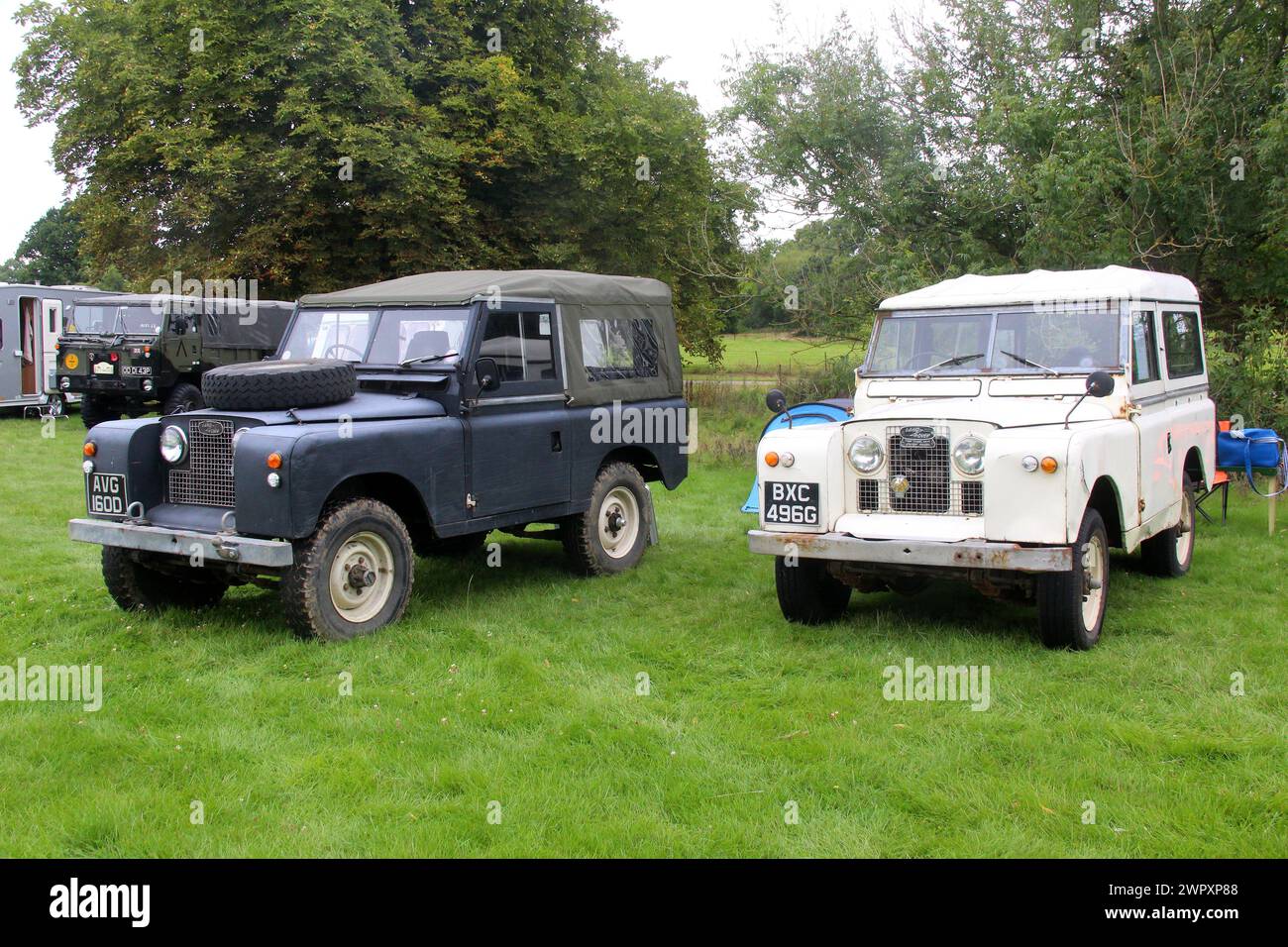 LAND ROVER DEFENDER SERIES 2 Stock Photo - Alamy