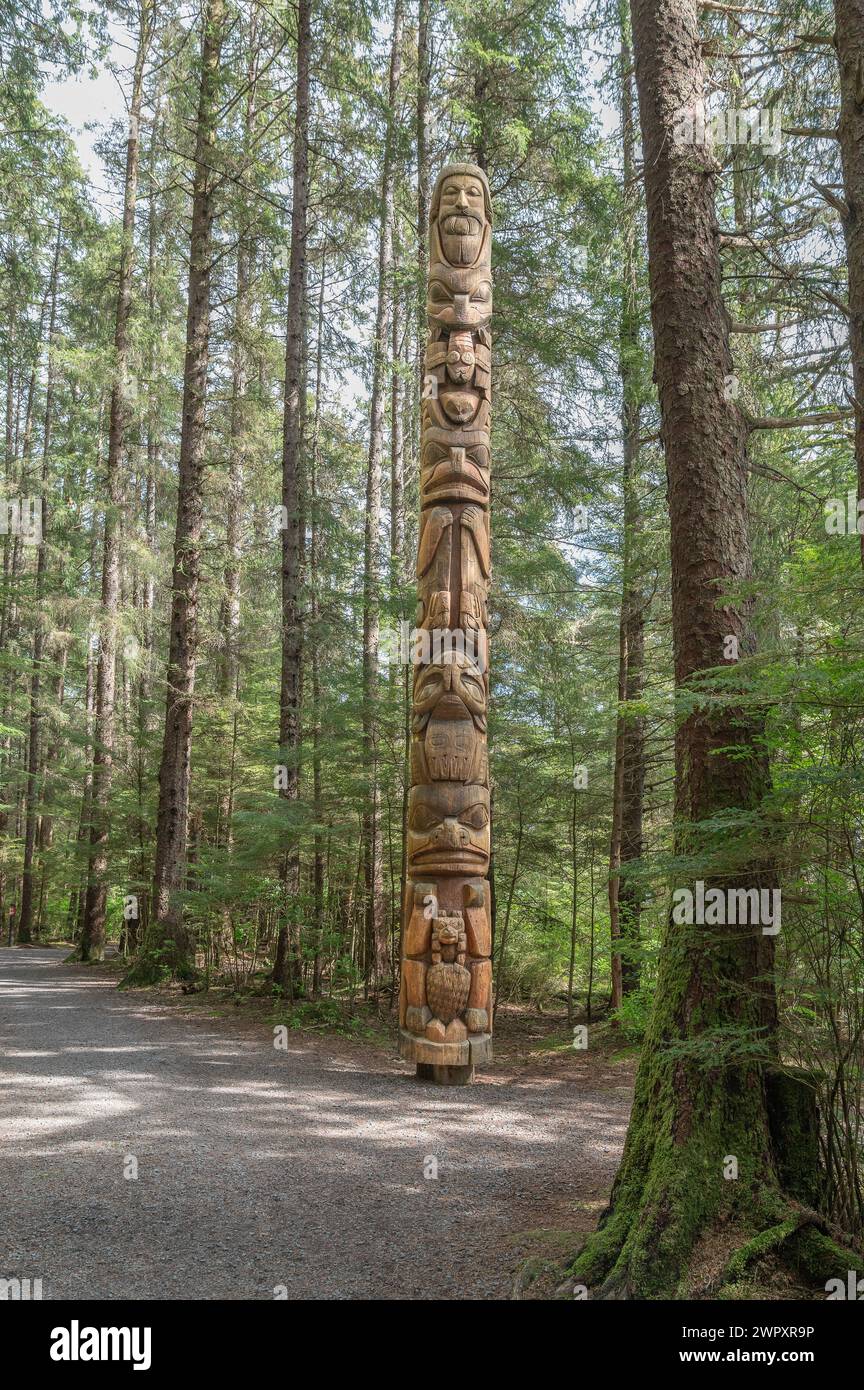 Ceremonial Totem Pole at the Southeast Alaska Indian Cultural Center ...