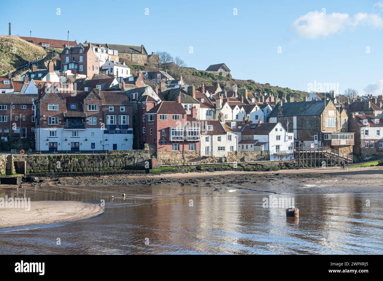 Whitby sea front hi-res stock photography and images - Alamy