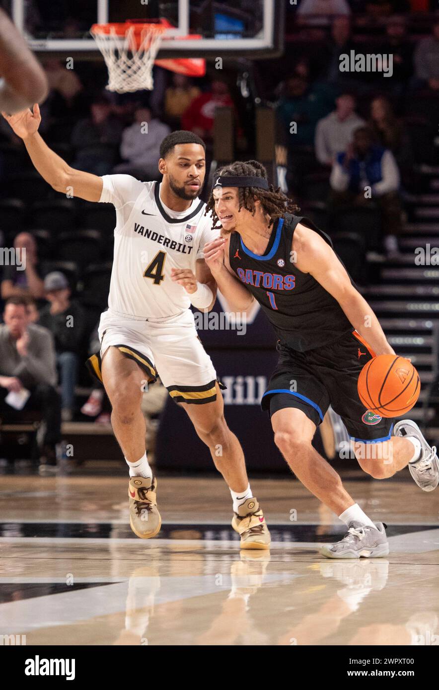 Nashville, Tennessee, USA. 9th Mar, 2024. Florida Gators guard Walter ...