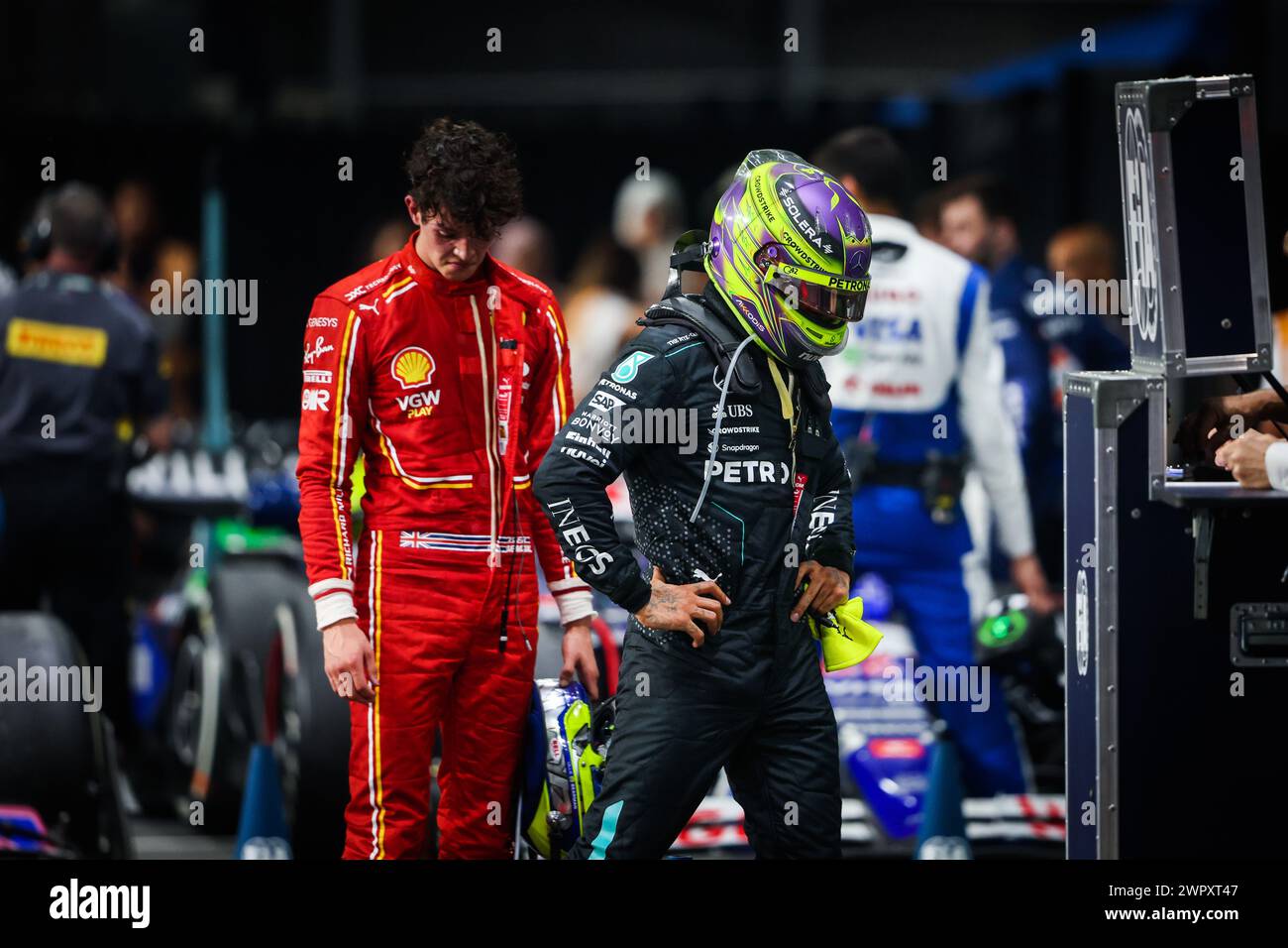 HAMILTON Lewis (gbr), Mercedes AMG F1 Team W15, BEARMAN Oliver, Ferrari ...