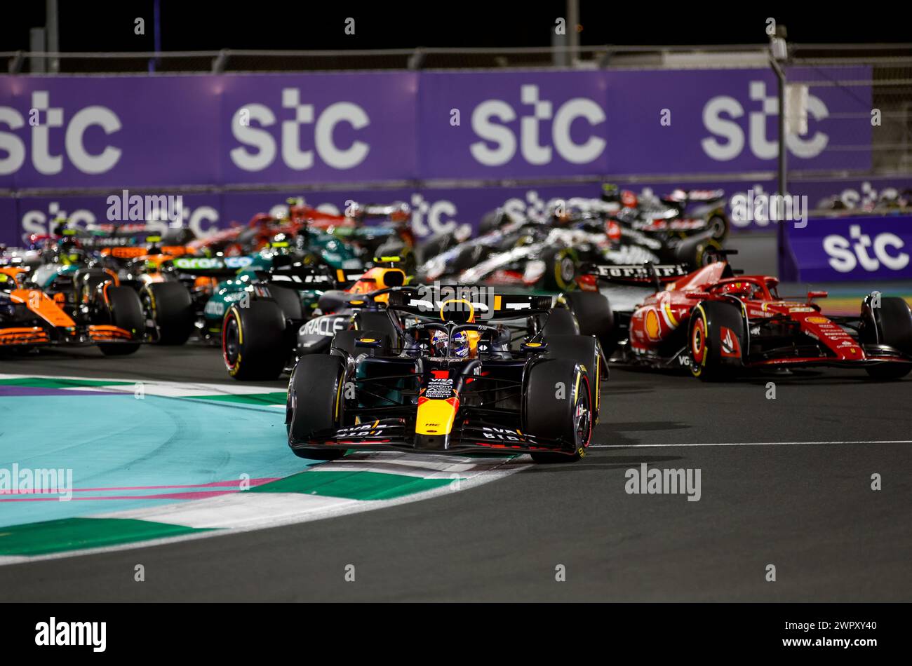 01 VERSTAPPEN Max (nld), Red Bull Racing RB20, action during the ...