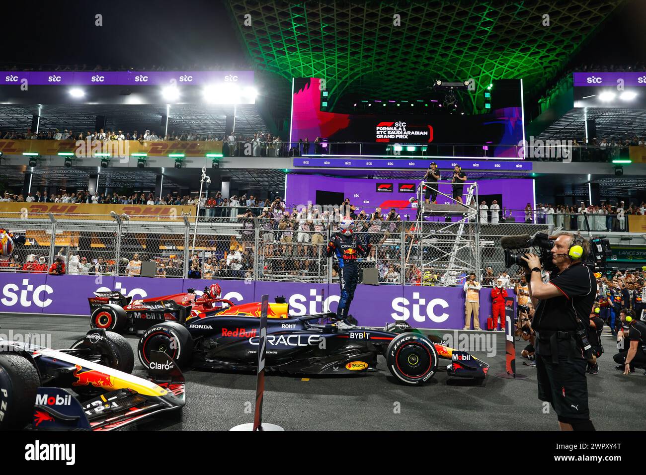 01 VERSTAPPEN Max (nld), Red Bull Racing RB20, action, during the ...