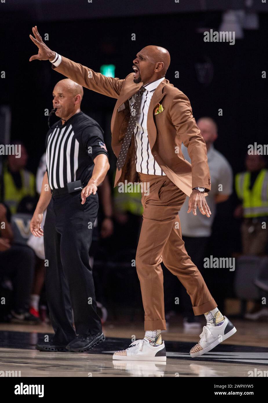 Nashville, Tennessee, USA. 9th Mar, 2024. Vanderbilt Commodores head ...