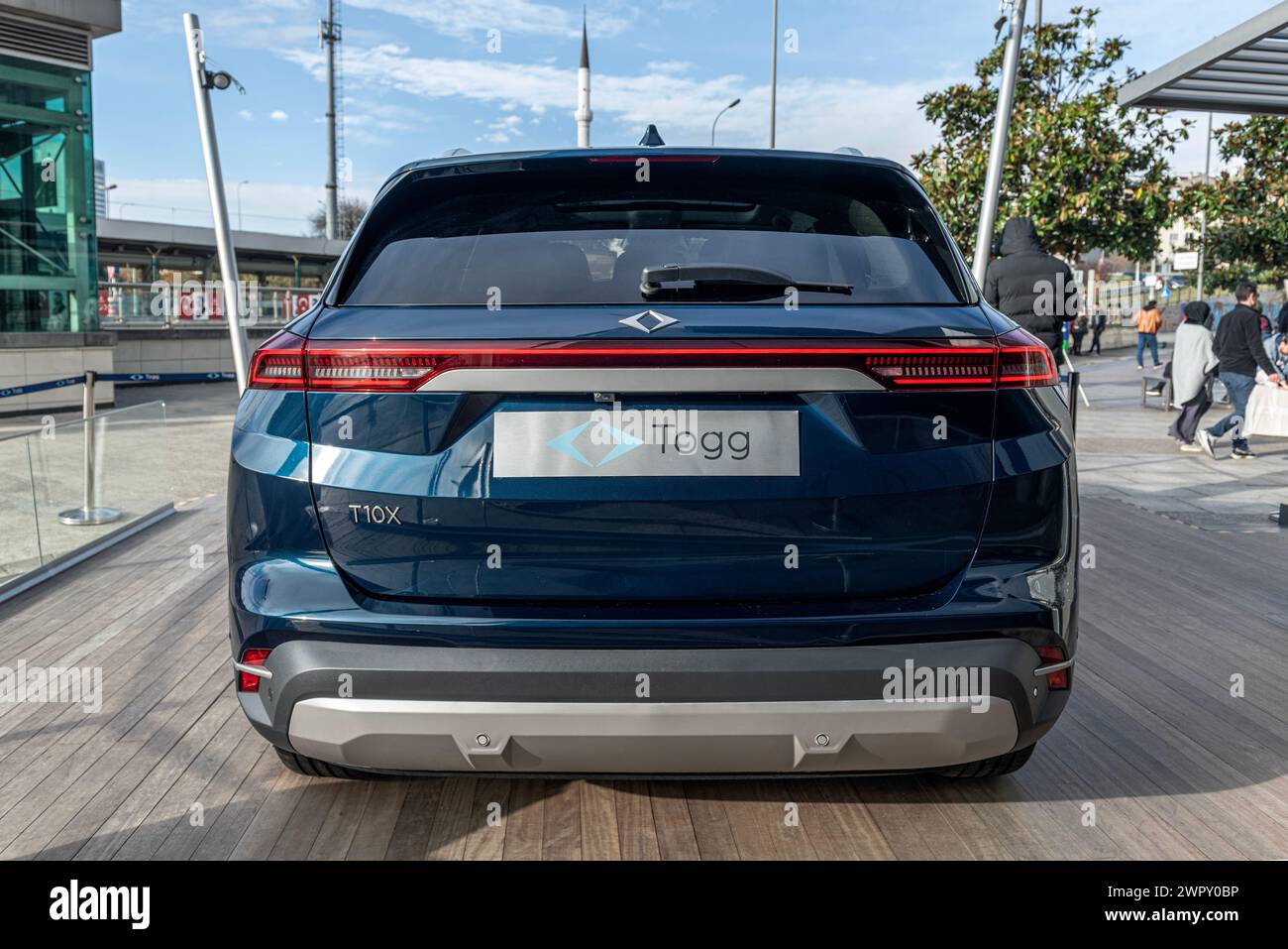 Nautilus suv hi-res stock photography and images - Alamy