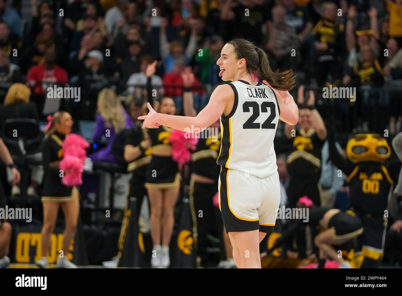 Minneapolis, Minnesota, USA. 9th Mar, 2024. Iowa Hawkeyes guard CAITLIN ...