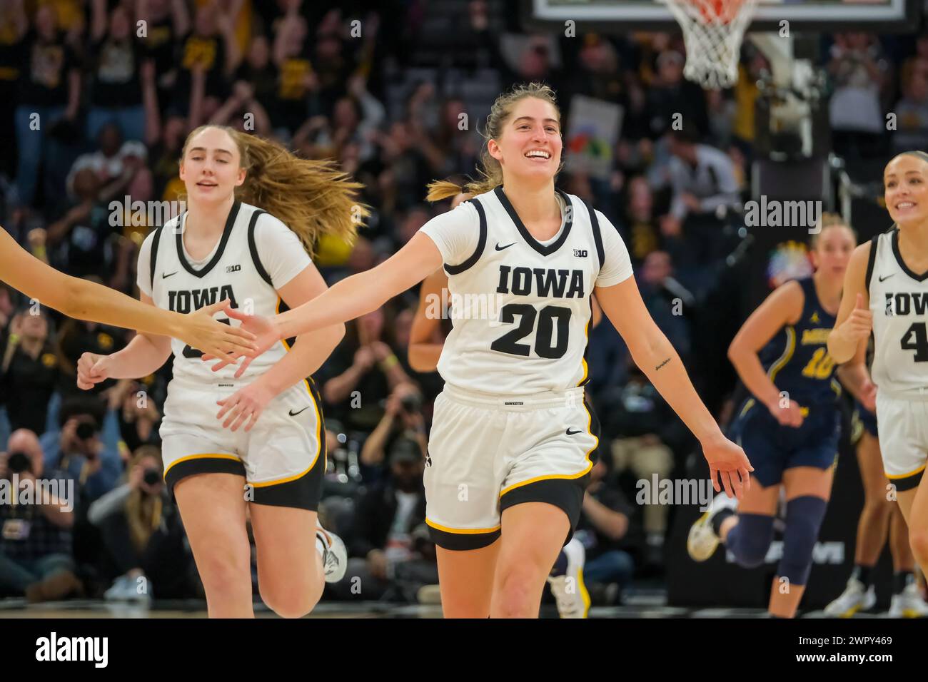 Minneapolis, Minnesota, USA. 9th Mar, 2024. Iowa Hawkeyes guard KATE ...