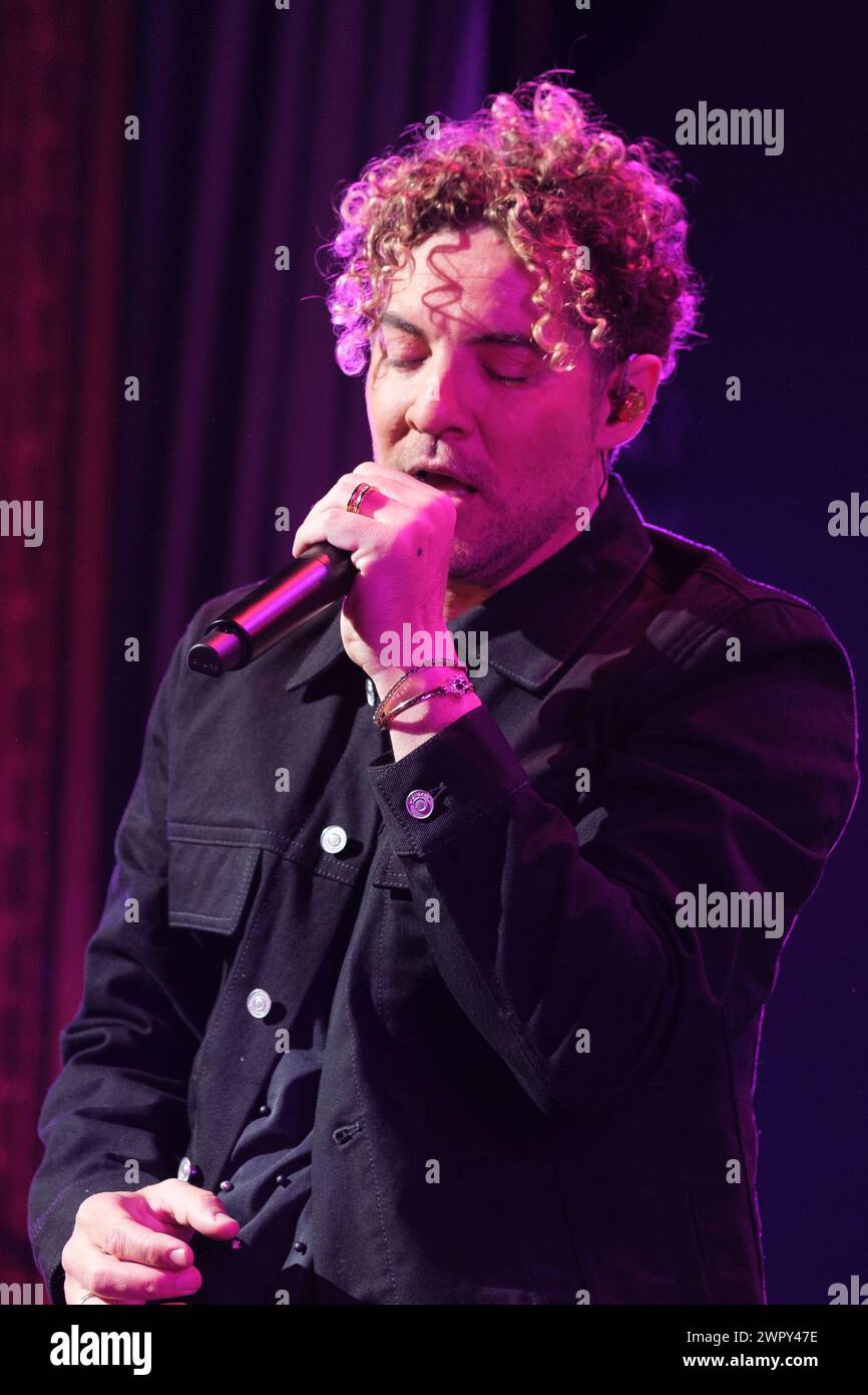 David Bisbal performs on stage during the "Los40 Basico Santander ...