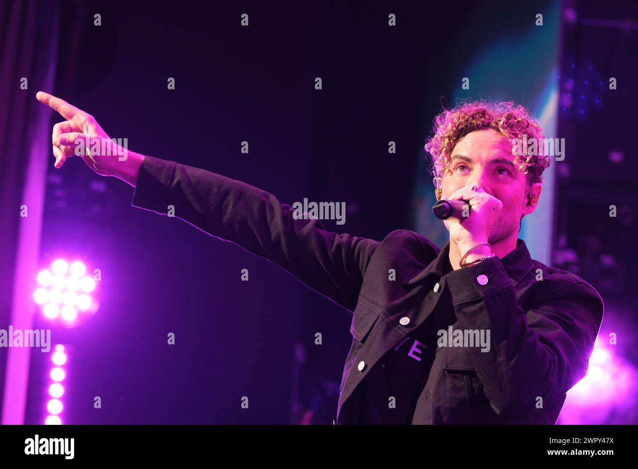 Los40 basico santander hi-res stock photography and images - Alamy