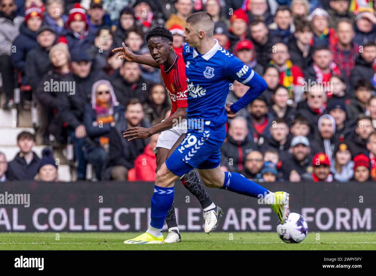 Kobbie mainoo manchester united everton hi-res stock photography and ...
