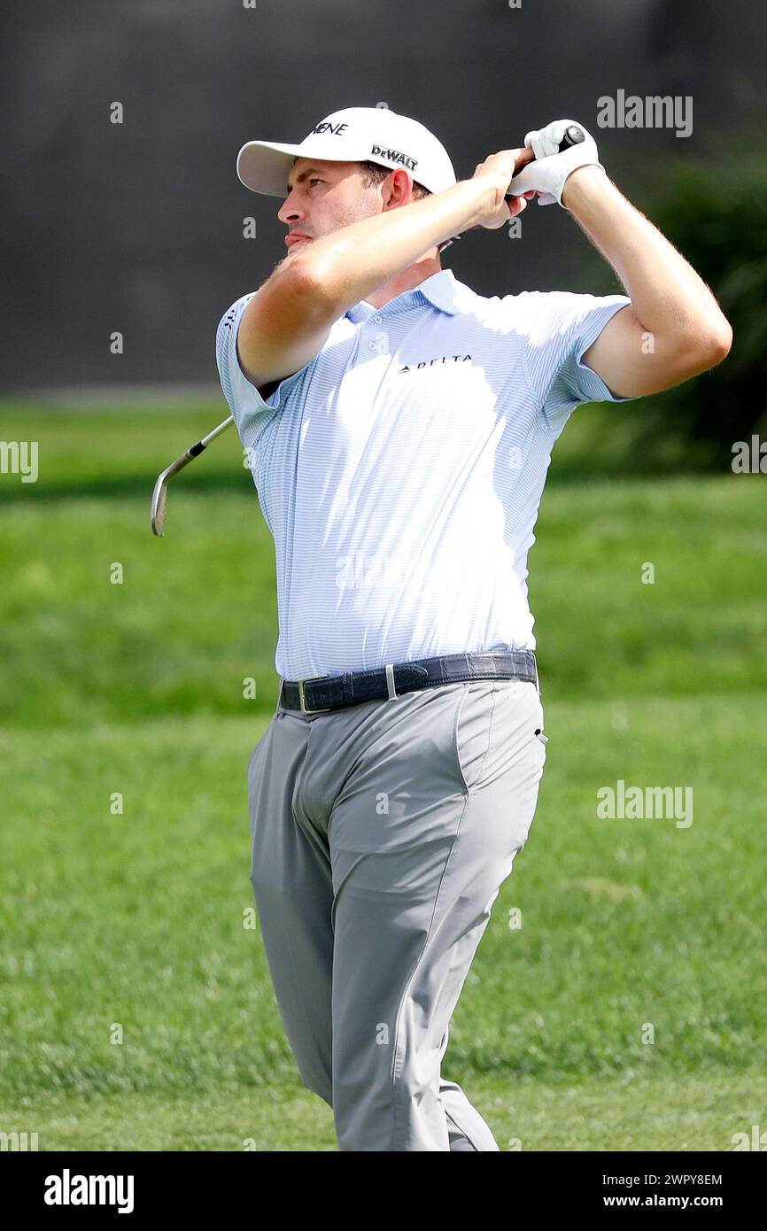 ORLANDO, FL - MARCH 09: PGA golfer Patrick Cantlay plays the 18th hole ...