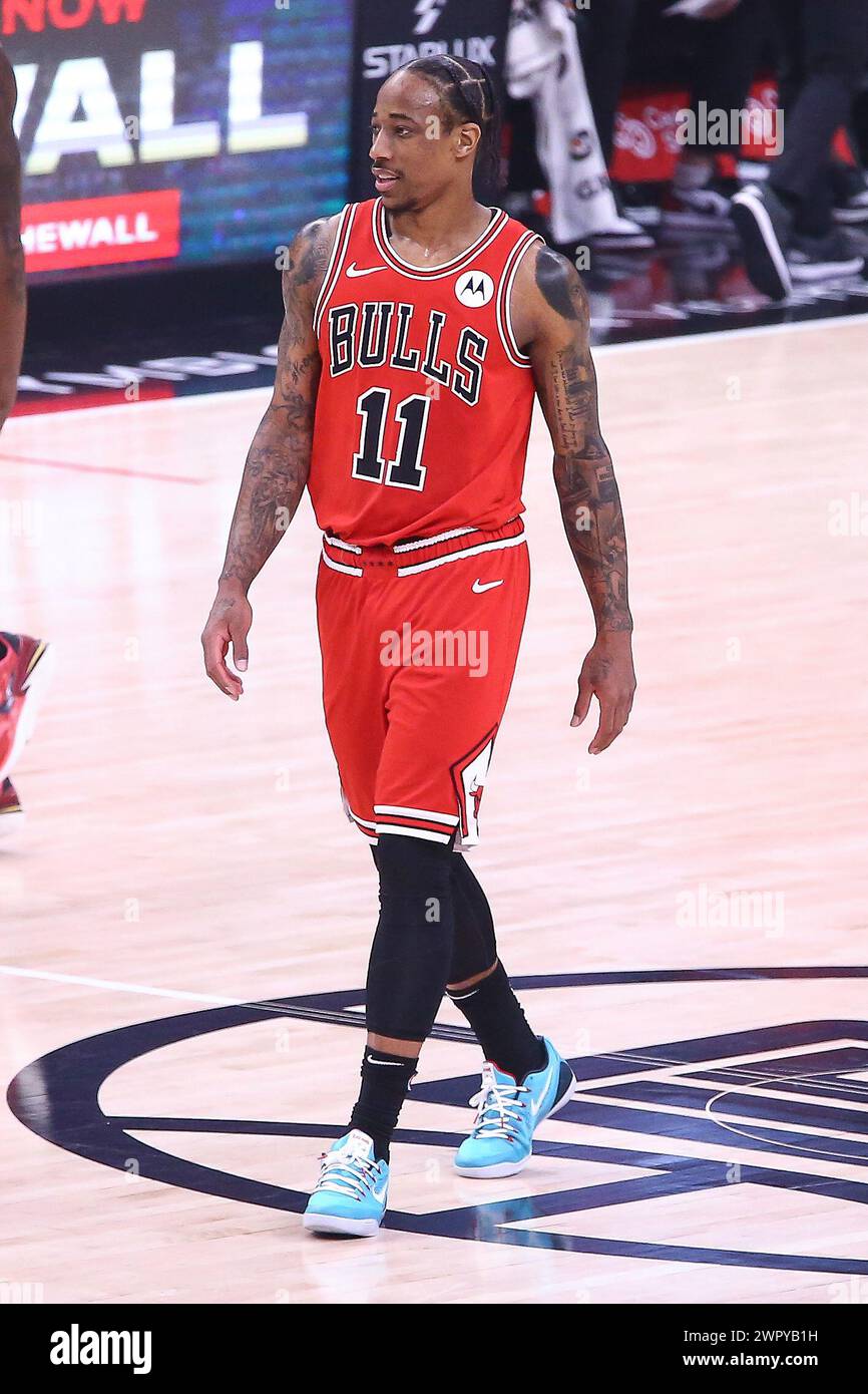 LOS ANGELES, CA - MARCH 09: Chicago Bulls forward DeMar DeRozan (11 ...