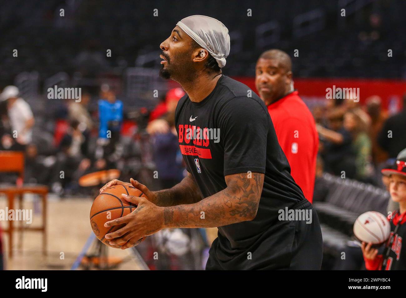 LOS ANGELES, CA - MARCH 09: Chicago Bulls center Andre Drummond (3 ...