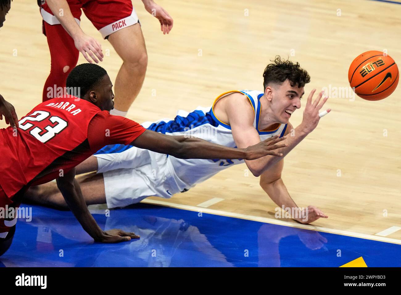 Pittsburgh's Guillermo Diaz Graham, right, gets off a pass against ...