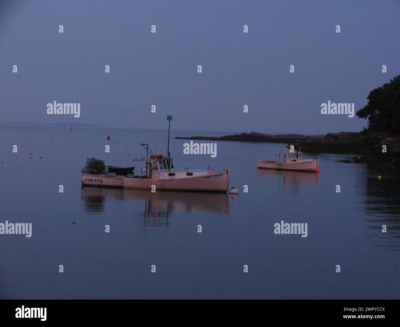 Pink boats hi-res stock photography and images - Alamy