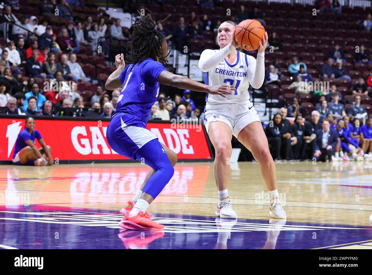 UNCASVILLE, CT - MARCH 09: Creighton Bluejays guard Molly Mogensen (21 ...
