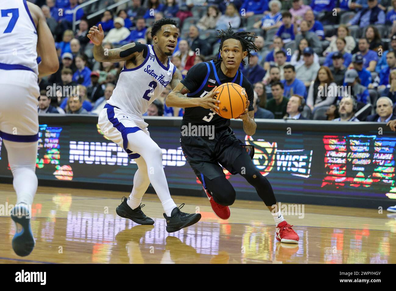 Terry seton hi-res stock photography and images - Alamy