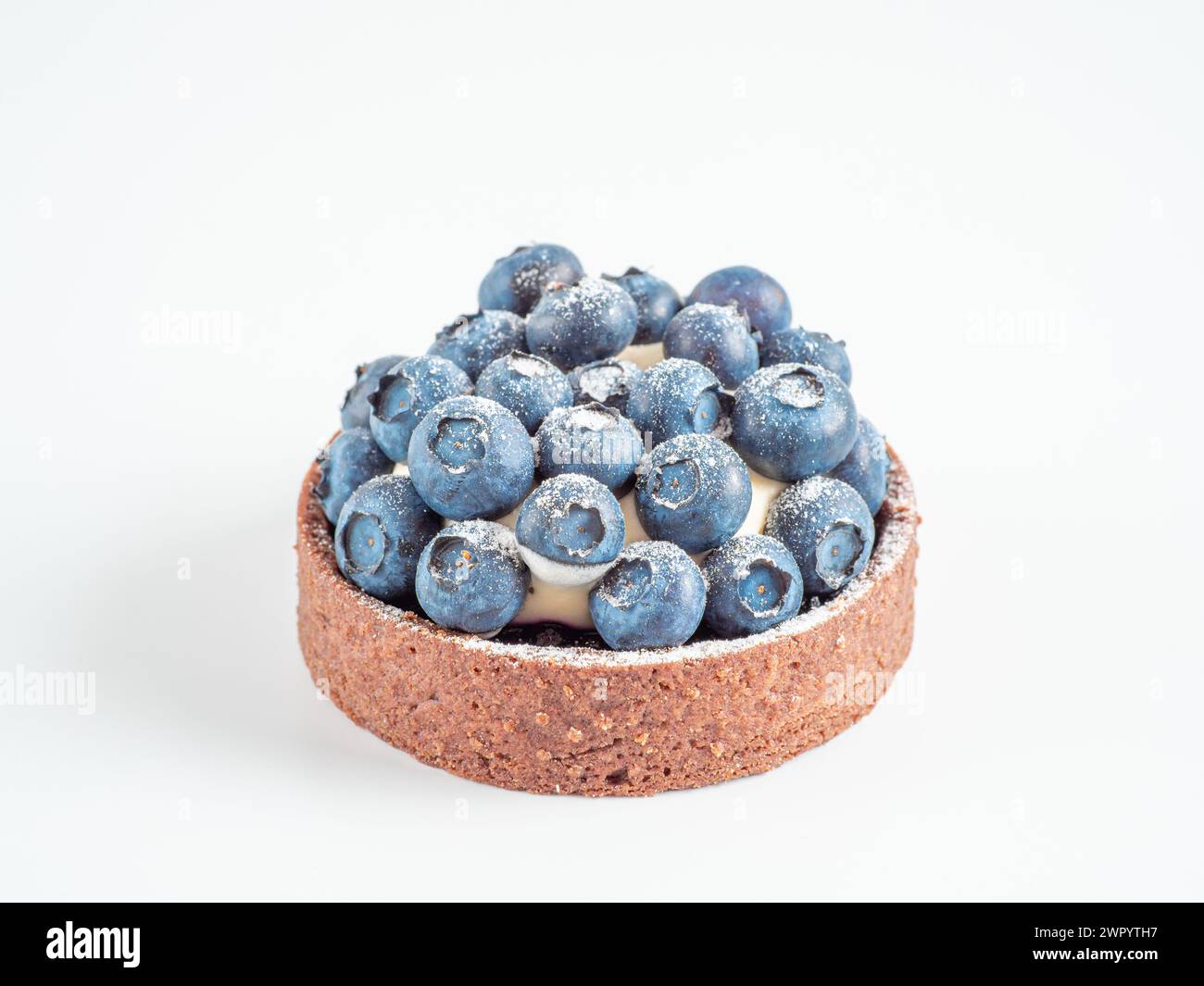 Blueberries mini tart on transparent white background. Fresh blueberry ...