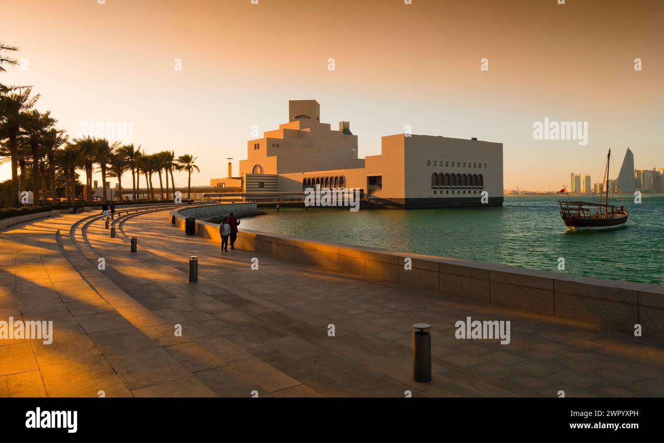 Museum of Islamic art, Doha,Qatar, evening sun Stock Photo - Alamy